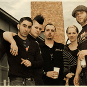 Broilers Sänger Sammy Amara im Interview zu "Verlierer sehen anders aus" (2001) - Pressure ...